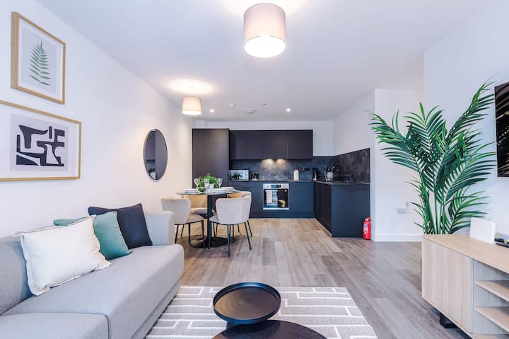 Modern 2br Apartment W Secure Parking Salford - Manchester