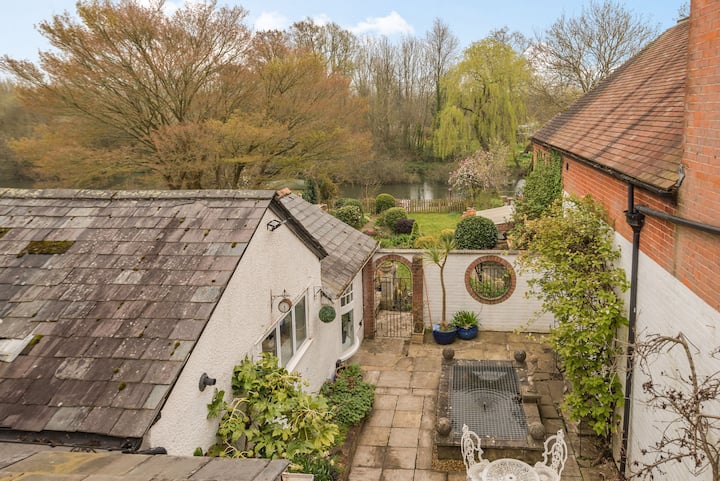 Riverside House - Fordingbridge