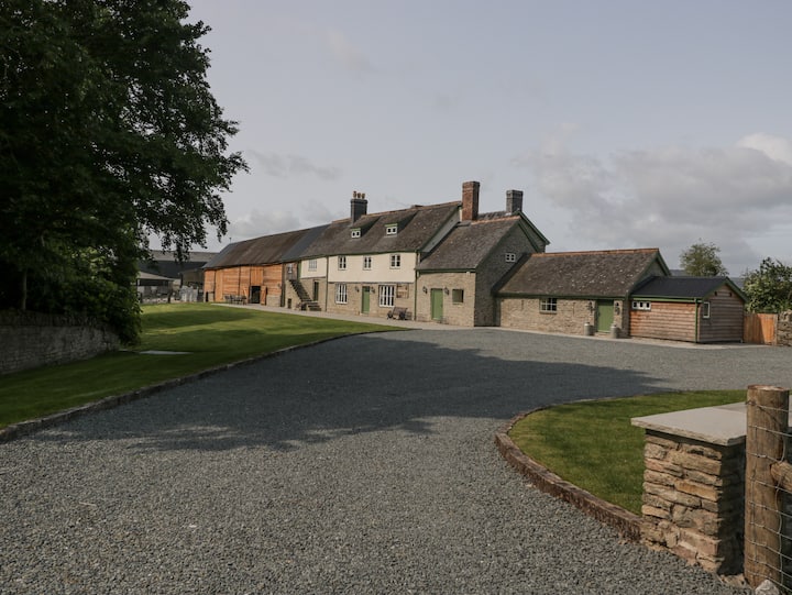 Evenjobb Court Farmhouse - Herefordshire
