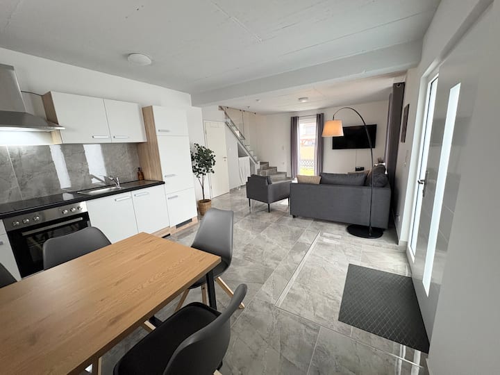 Hugos Design House - Ruhig & Modern - Hemsbach