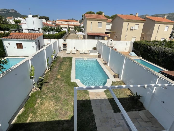 Villa De Luxe Avec Piscine Privée, 3 Chambres - Mont-roig del Camp