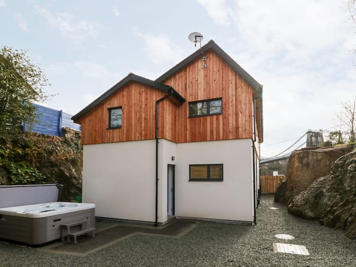 Ty Chwarel - Beaumaris