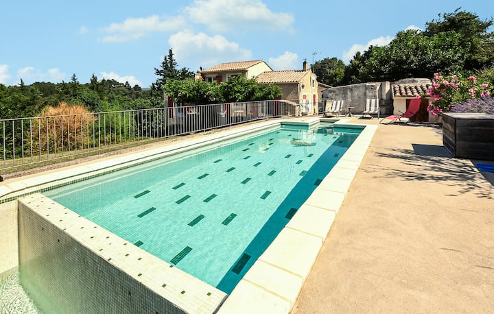 Stunning Home In Taulignan - Valréas