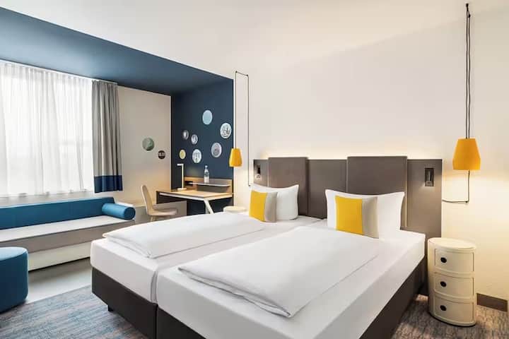 Lounge Room| Vienna House Landsberg| Bike Rental - Landsberg am Lech