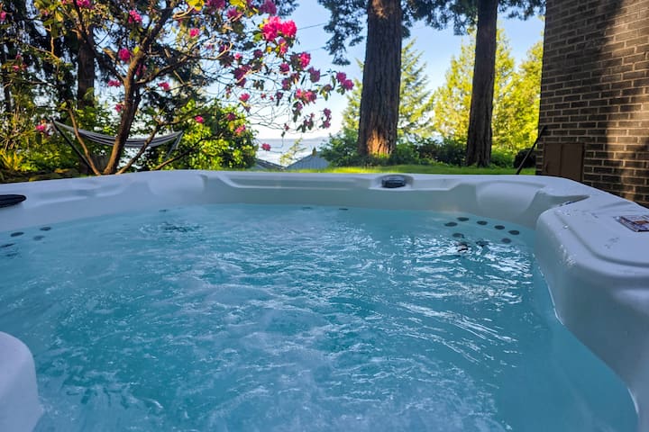 Walk To The Oyster Bar: Chuckanut Dr Retreat! - Sedro-Woolley, WA