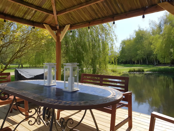 Pondside Barn - Didcot