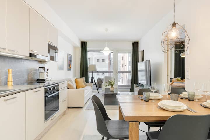 Superior Queen Room In Tammela Soccer Stadium! - Tampere