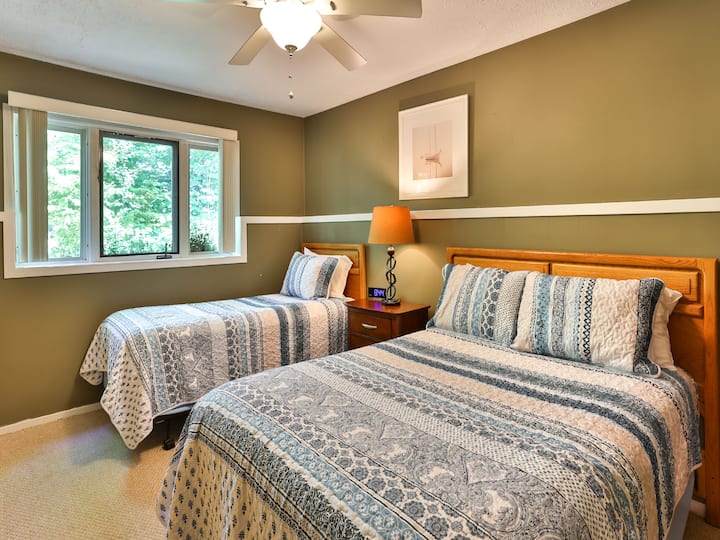 Trout Creek Resort #103 By Purestay - Harbor Springs, MI