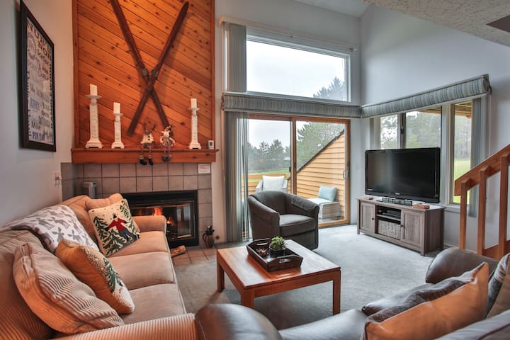 Trout Creek Resort #50 By Purestay - Harbor Springs, MI