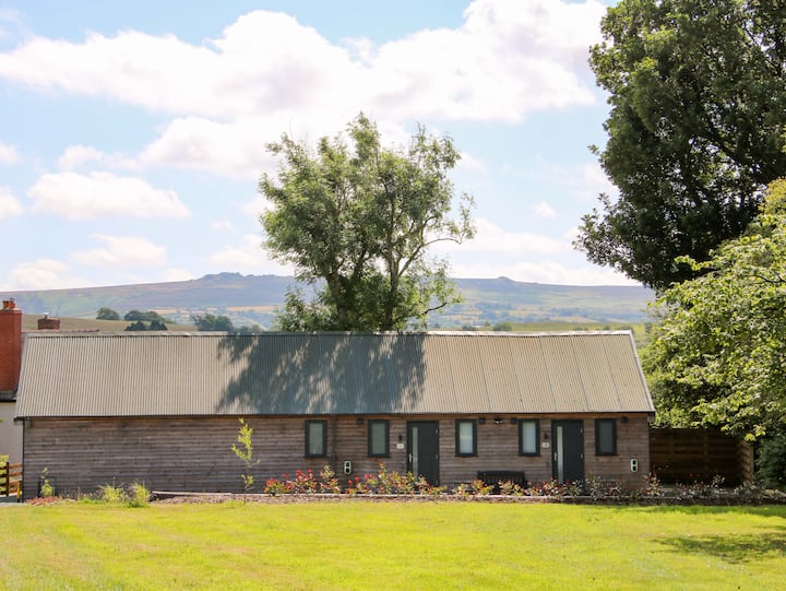 Stiper View Barn 1 - Westbury