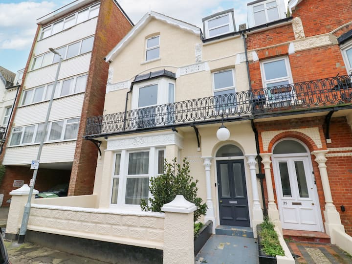 The Wiltons - 헤이스팅스