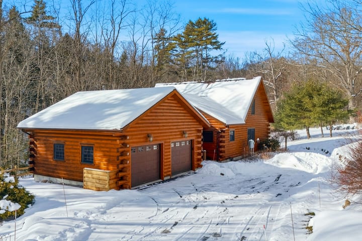 3br House, Dog-friendly, Gas Fireplace, Bbq, W/d - Hague, NY