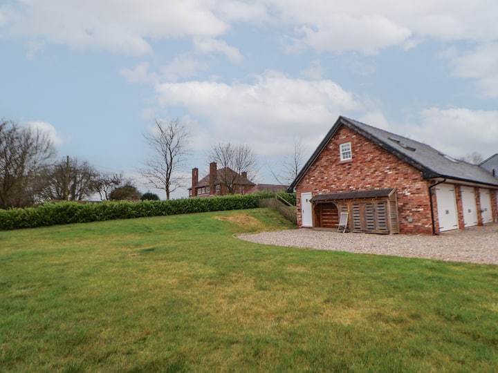 Nettleford Exhale - Tarporley