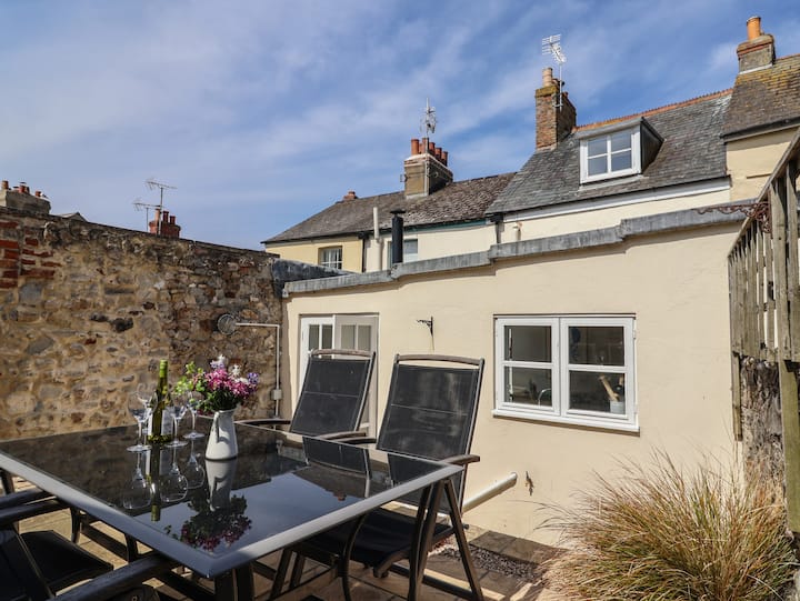 Starfish House - Lyme Regis