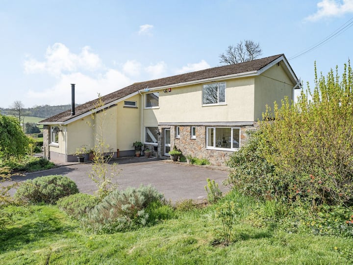 Pant Y Cwtsh - Kidwelly