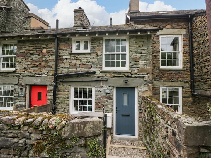 Dove Cottage - Ambleside