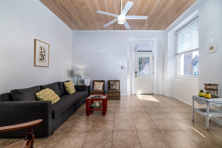 1br Stay In The Heart Of Charlotte Amalie - U.S. Virgin Islands