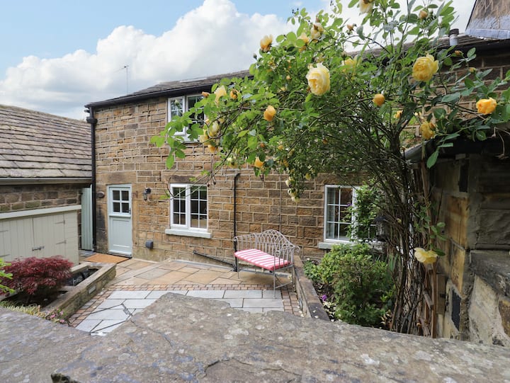 Woodman's Cottage - Barnsley