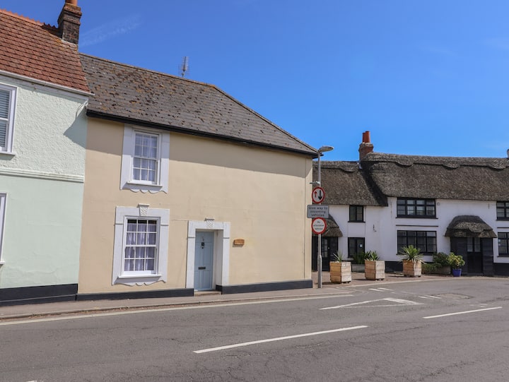 Milton Cottage - Lyme Regis