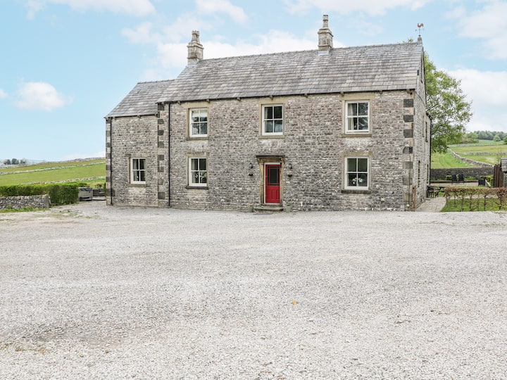 Burrs Farm - Hope Valley