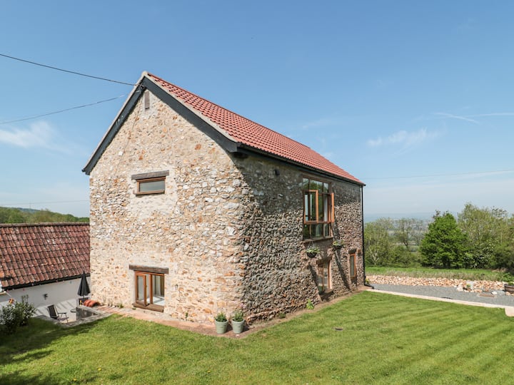 Newlands Barn - Taunton