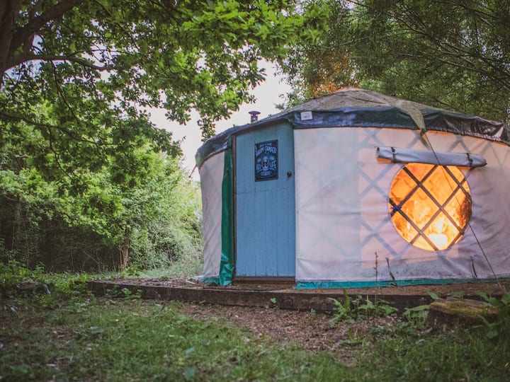 Brandon House Farm Yurt - 懷門德姆