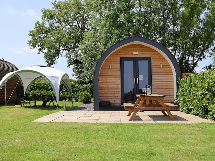 Honeypot Hideaways - Manuka - Mold