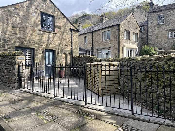1 Bed In Settle (Oc-c29667) - Settle