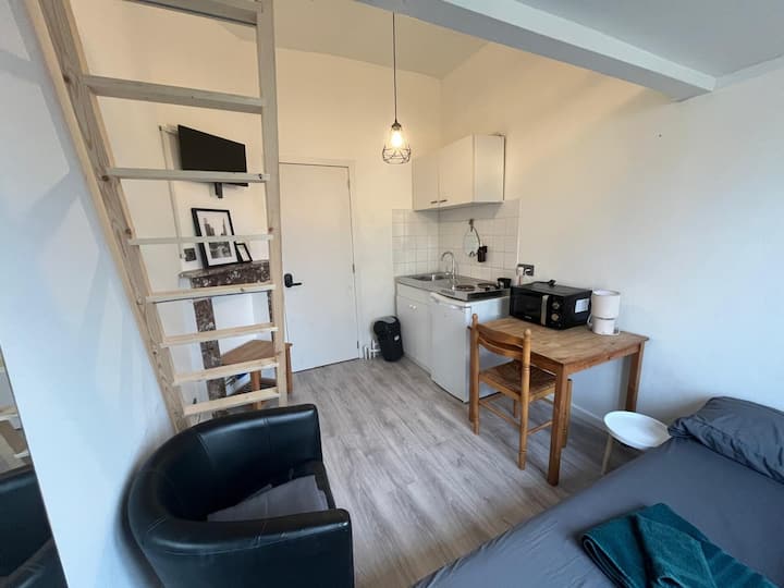 Cozy Studio (Studio 12) Shared Bathroom - Bruselas, Bélgica