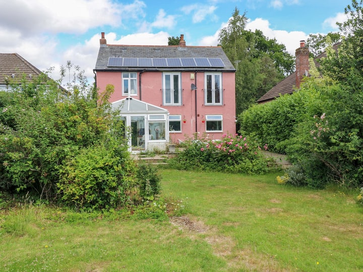 Hillside - High Wycombe