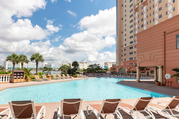 Westgate Palace | 2br Suite | Family-friendly - Orlando, FL