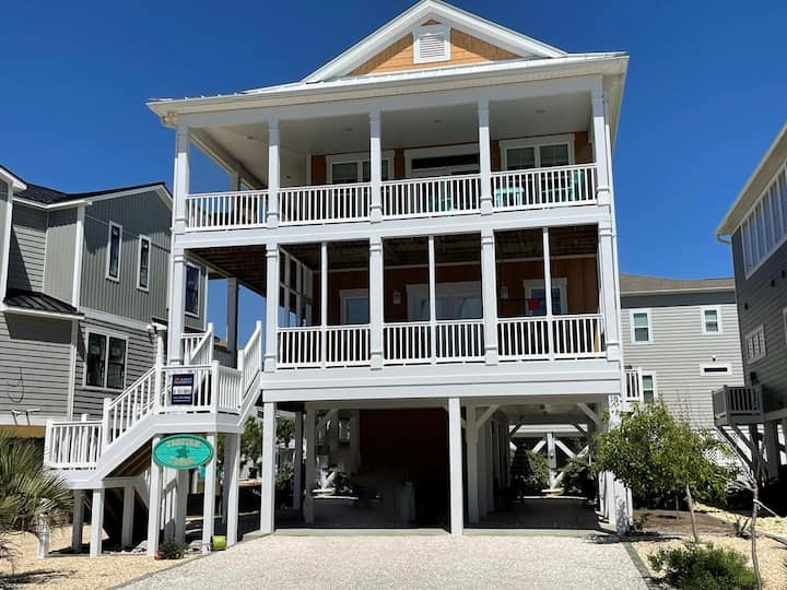 Turtle Time 4 Bedroom Community Pool - Ocean Isle Beach, NC