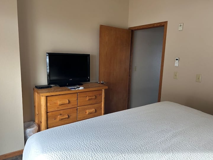 Pet-friendly Room W/ Indoor Swimming Pool - Iron Mountain, MI