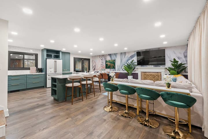 Pickball & Basketball|pool|hottub|gameroom|firepit - Columbus, OH