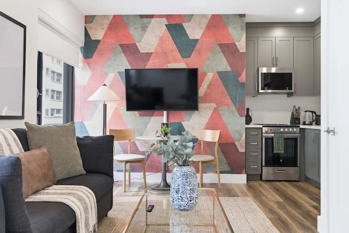 Serene Downtown Stay | Steps To Mount Sinai - Toronto