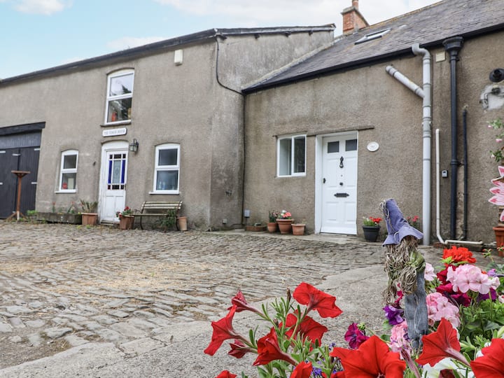 The Cottage - Clevedon, UK
