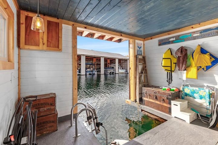 The Love Shack - Farragut State Park, Athol