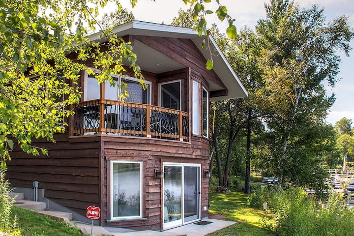 Cozy Rice Lake Cabin W Balcony, Grill & Views - Brainerd, MN