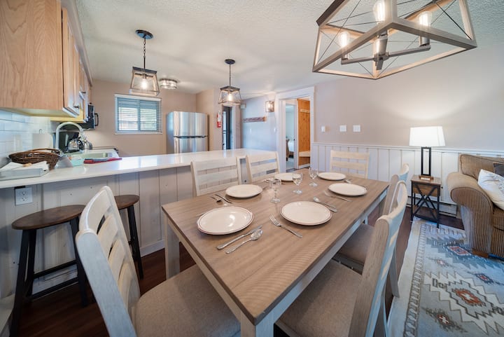Warm, Inviting And Newly Renovated 1 Bedroom - Winter Park