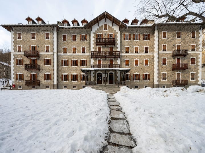 Grenier Dans Un Immeuble, Avec Air Condizionata - Gran Paradiso