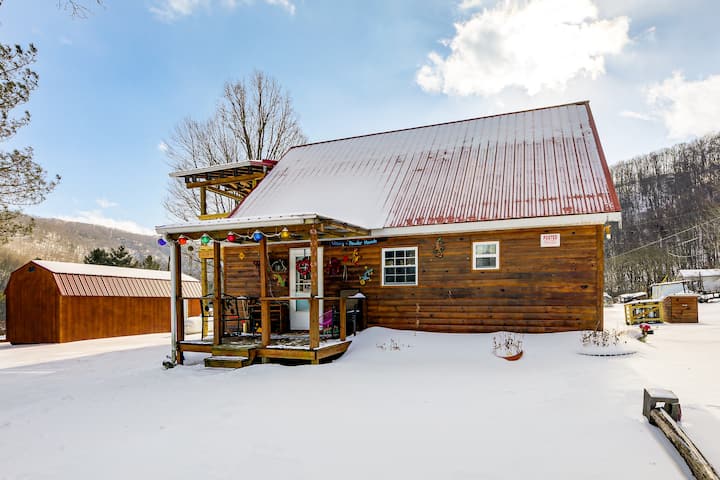 Family Cabin! Close To Greenbrier River & Snowshoe - Snowshoe Mountain Resort, WV