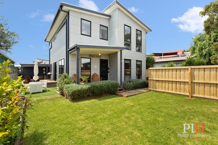 Charming Townhouse Steps To Beach & Shops - Phillip Island