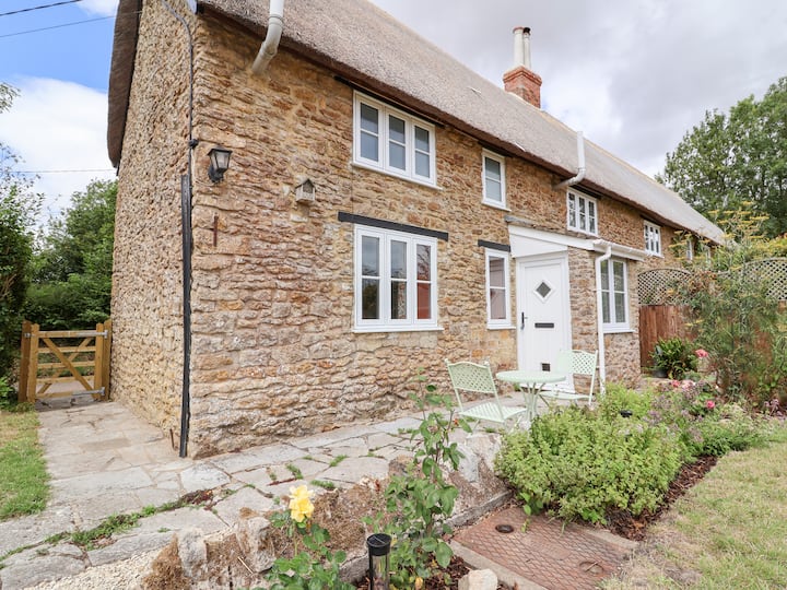 Thatchers End - Sherborne