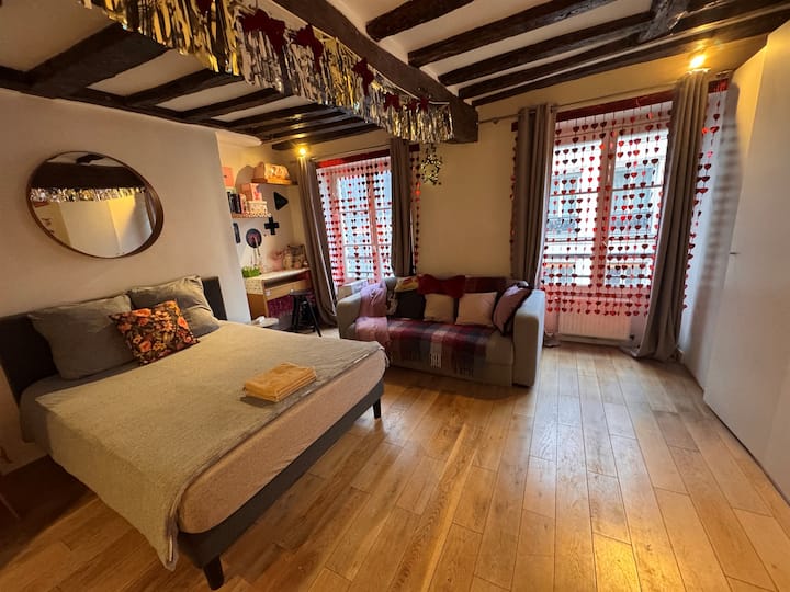 P1 Cozy Studio In Historic 3rd Arr. Near Metro - Párizs