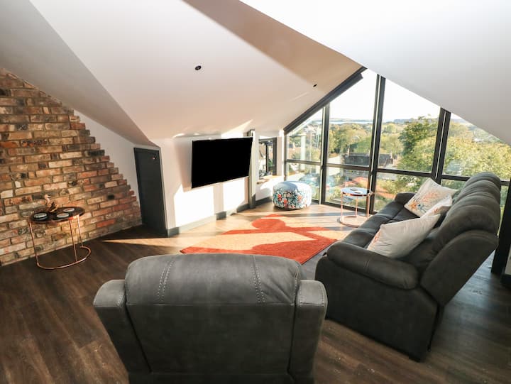 11 Brython Place - Tenby