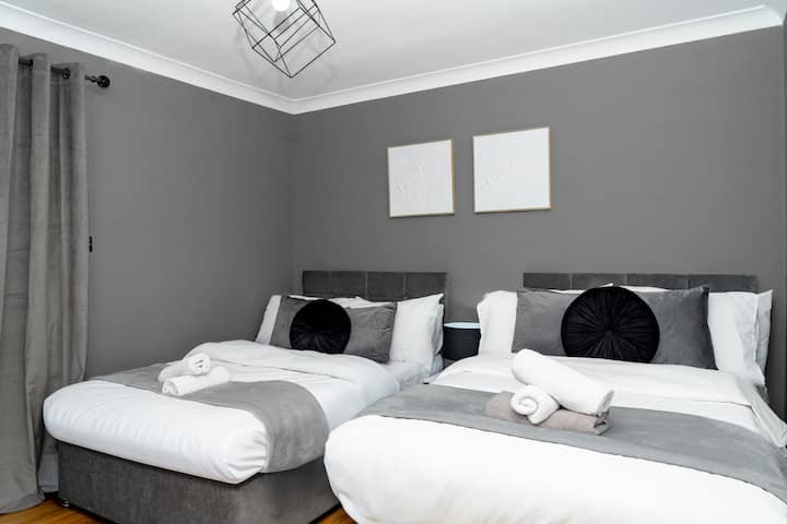 Elegant 1bd, Parking, Bus To Airport, Sleeps4 - Edinburgh