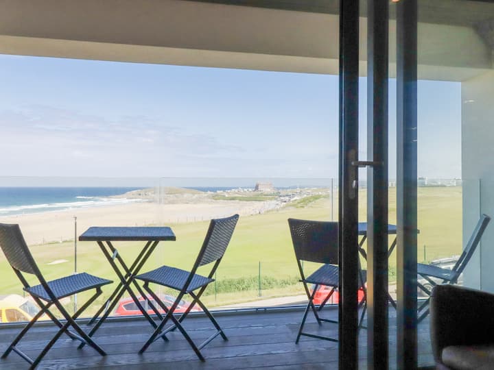 Beach View Fistral - Crantock