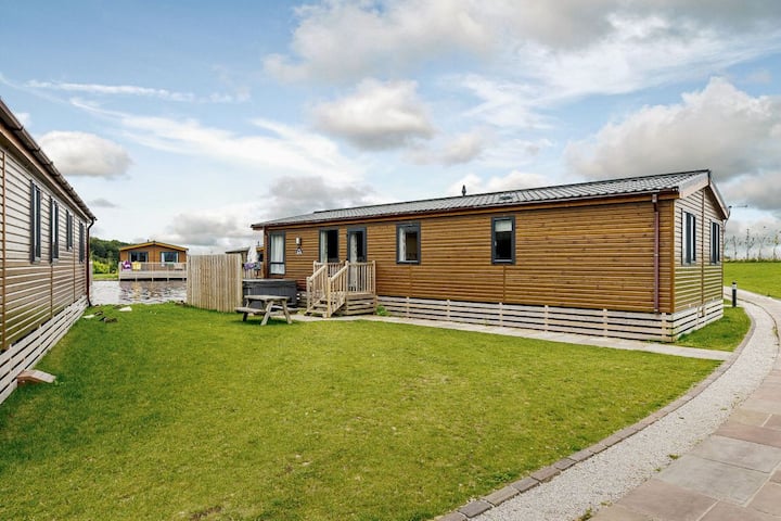 Larch Waterside Spa, Thirsk - Ripon