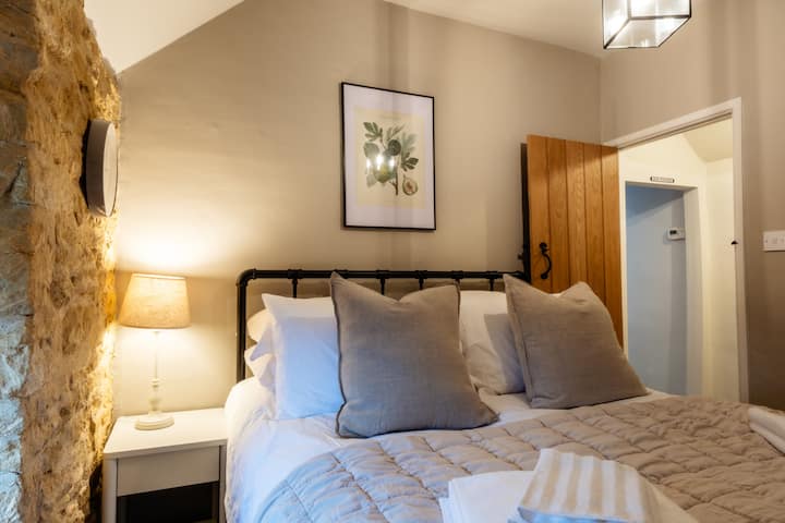 Beautiful 2 Bedroom Cottage In The Cotswolds - Moreton-in-Marsh