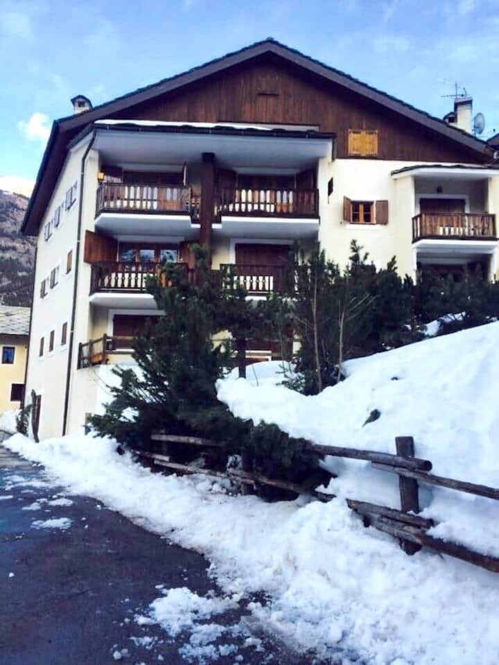 Bilocale In Centro Cogne - Gran Paradiso